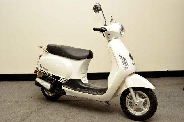 Famosa 125cc - Scooters - Torino Motorcycles Sydney